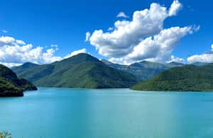 Tiflis: Gudauri und Kazbegi Tagestour inklusive 4WD | GetYourGuide