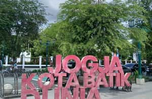 Yogyakarta: City Tour with Palace, Batik, and Keris | GetYourGuide