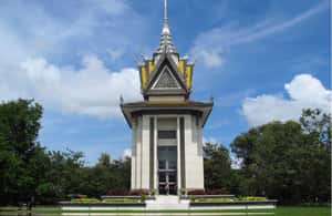 Phnom Penh: Führung durch Tuol Sleng & Killing Fields | GetYourGuide