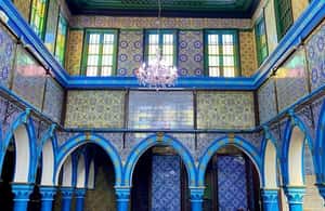 Djerba island: Pottery, jews Synagogue & Djerbahood Graffiti | GetYourGuide