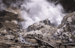 Sapporo: Lake Toya & Noboribetsu Small-Group Day Trip | GetYourGuide