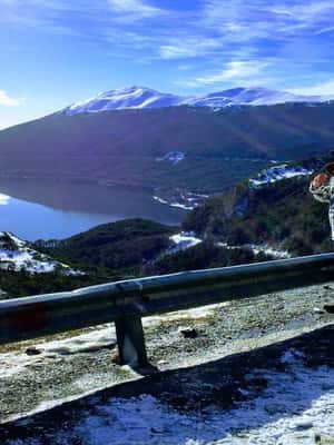 Excursión a los Lagos Fagnano y Escondido en 4x4 en Ushuaia | GetYourGuide