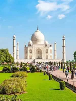 Delhi: Sonnenaufgangstour zum Taj Mahal & Agra Fort – (alles inklusive ...