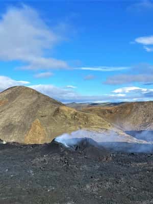Reykjavík: vulkaanuitbarsting en wandeltocht door Reykjanes | GetYourGuide