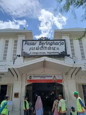 Yogyakarta: City Tour with Palace, Batik, and Keris | GetYourGuide