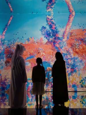 Reise in die Magie des AYA Universe: Dubais futuristisches Wunder ...