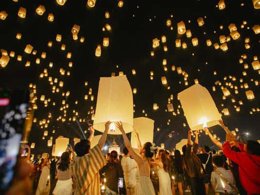 Chiang Mai: CAD New Year Countdown 2026 with Sky Lanterns | GetYourGuide