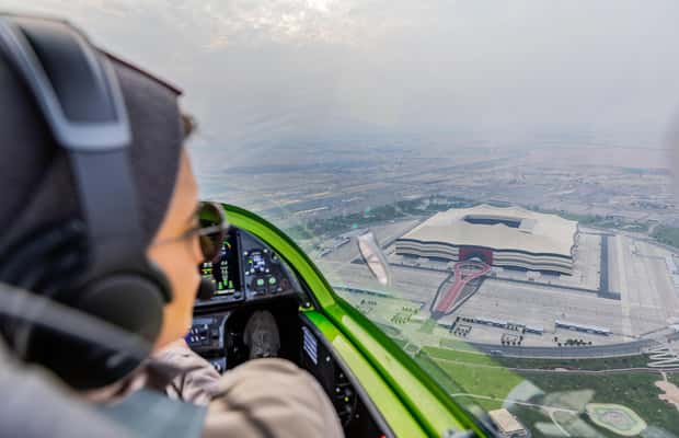 Esperienza VIP in girocottero in Qatar sullo stadio Al Bayt | GetYourGuide