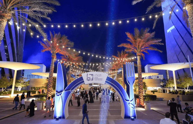 Doha: New Year Celebrations Tour – Souq, Pearl & Lusail | GetYourGuide