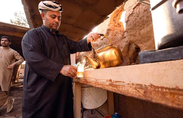 Al Qassim: Guided Day Trip with Breakfast and Lunch | GetYourGuide