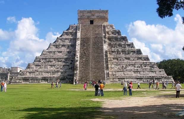 Excursión a Chichén Itzá: Pirámides, Cenote Ik Kil y Valladolid ...