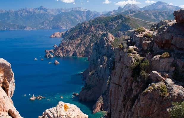 GR-20 Córcega: senderismo por picos y panorámicas | GetYourGuide