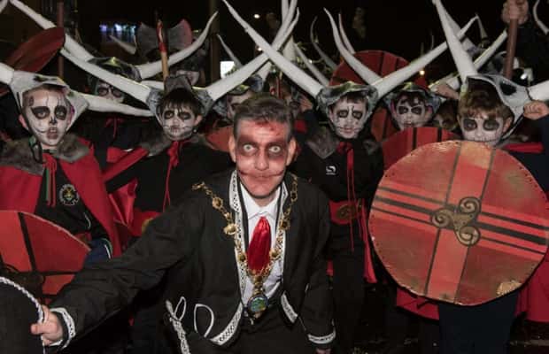 Dublin: 3-Day Tour with Halloween Party in Londonderry | GetYourGuide
