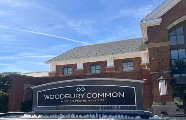 Private Transfer: Woodbury Common Outlets From Manhattan | GetYourGuide