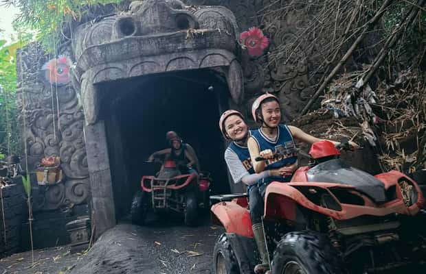 Bali: off-road ATV naar Barong-grot, inclusief Flying Bridge | GetYourGuide