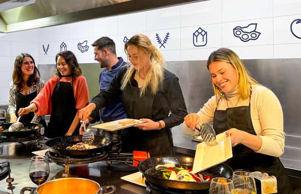 Valencia: Paella Cooking Class with Central Market Tour | GetYourGuide