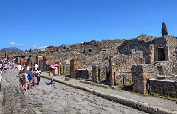 Von Rom Rundfahrt mit dem Bus nach Pompeji und Ticket ohne Anstehen ...