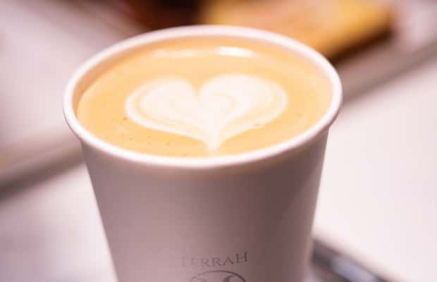 Word een Latte Art Master in het hart van Parijs @ Terrah Coffee Shop ...