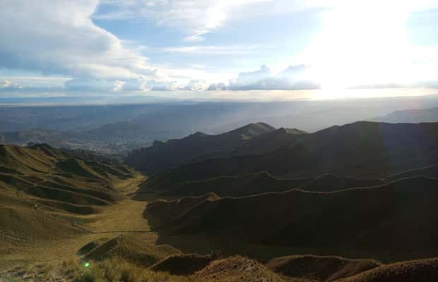 Erkunde den Aussichtspunkt Alaxpacha und das Tal der Seelen | GetYourGuide