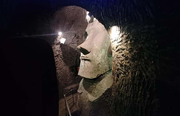 San José: Walk inside themed caves and dine at a viewpoint | GetYourGuide