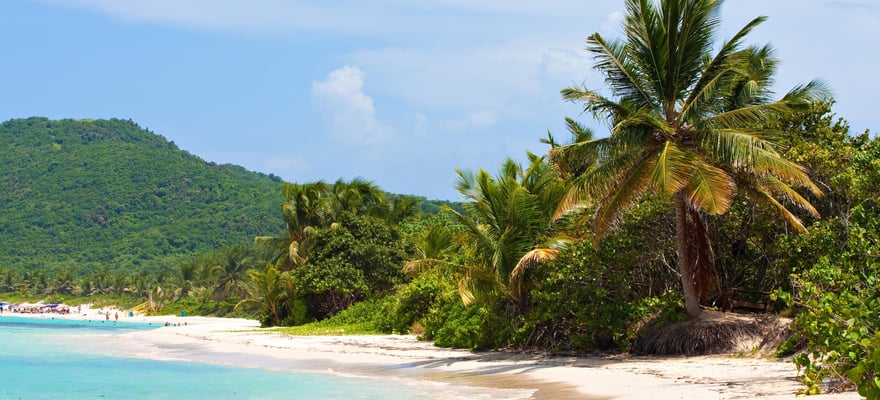 Playa Flamenco, Culebra - Reserva de entradas y tours | GetYourGuide