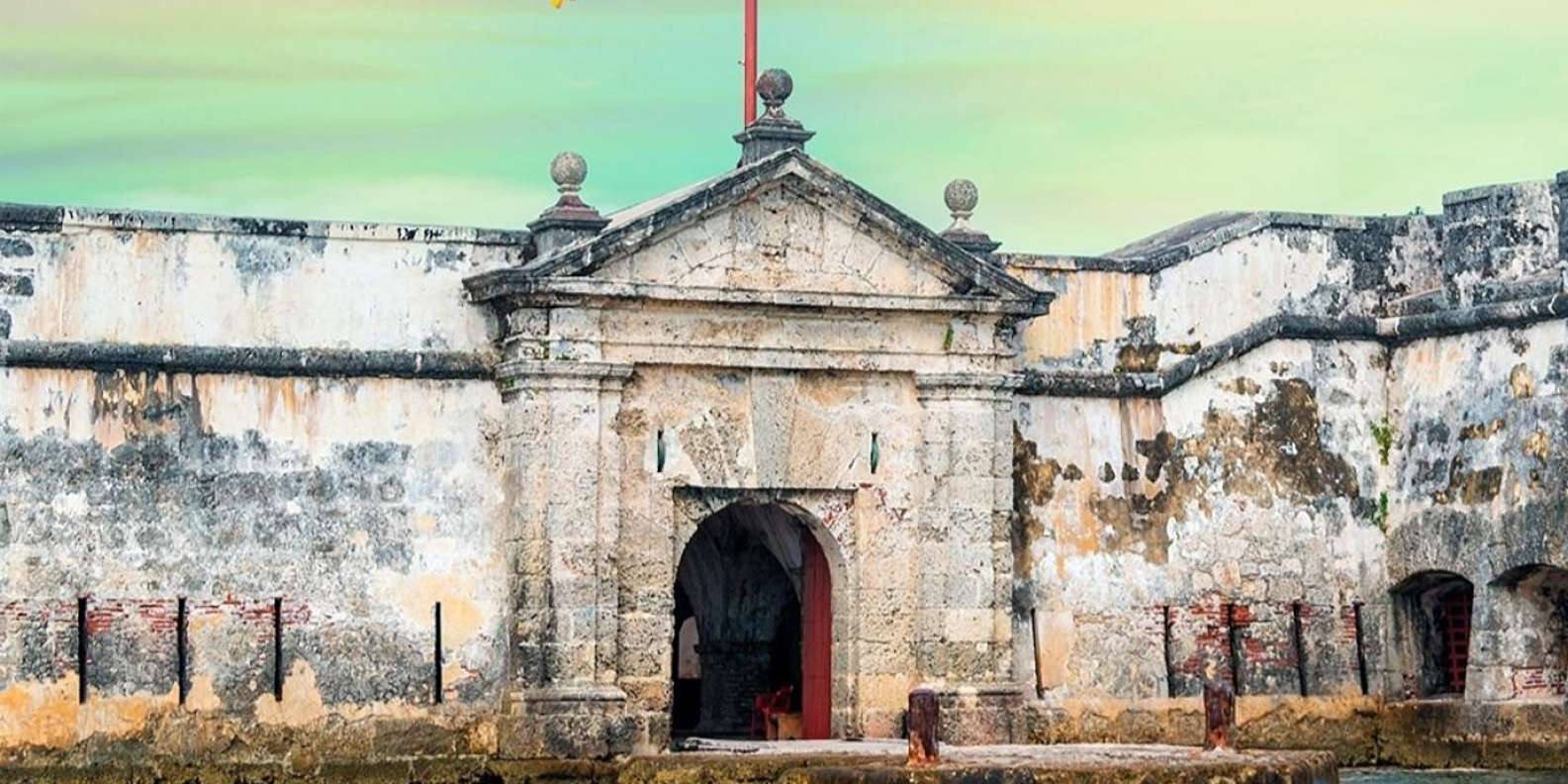 BÄSTA Playa Morena Beach Club Slotts- och palatsturer 2025 - GRATIS ...