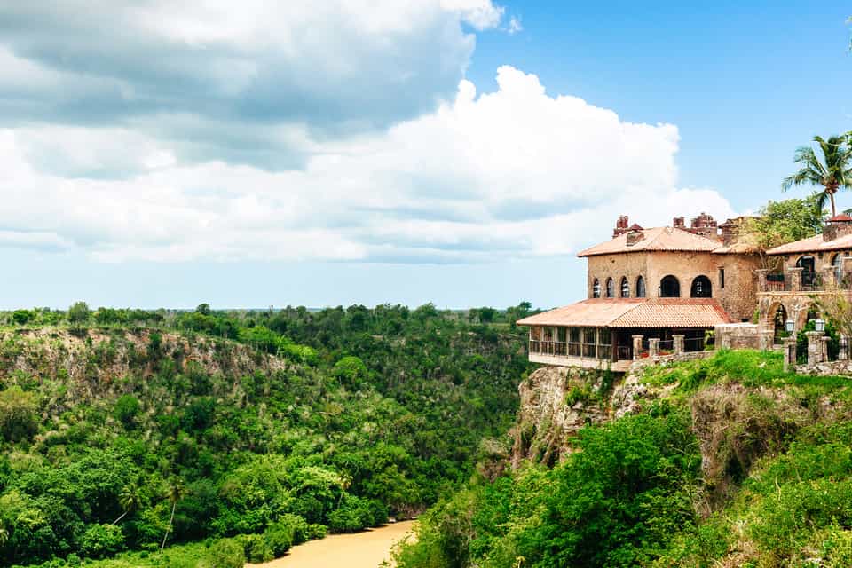 Playa El Caletón in La Romana bezoeken? Nu tickets boeken! | GetYourGuide
