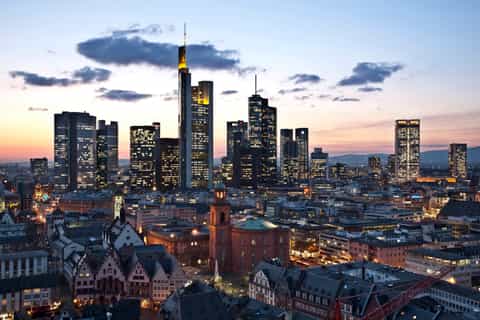 Die besten Franken-Shows und Musicals 2026 - Kostenlose Stornierung ...