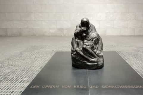 Neue Wache, Berlín - Reserva de entradas y tours | GetYourGuide