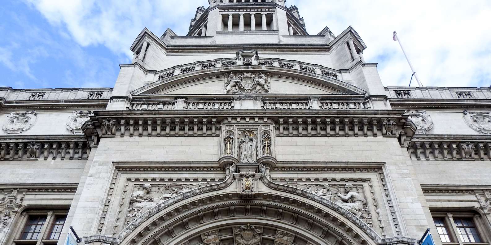 The BEST Victoria and Albert Museum Landmarks & monuments 2023 - FREE ...