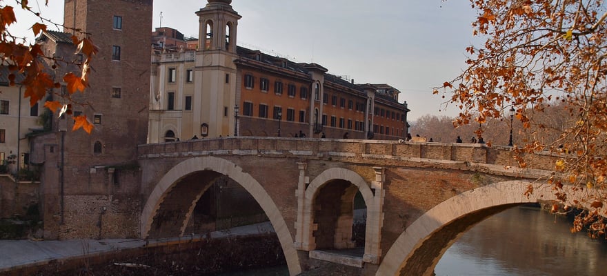 Ponte dei Quattro Capi, Rom - Tickets & Eintrittskarten | GetYourGuide