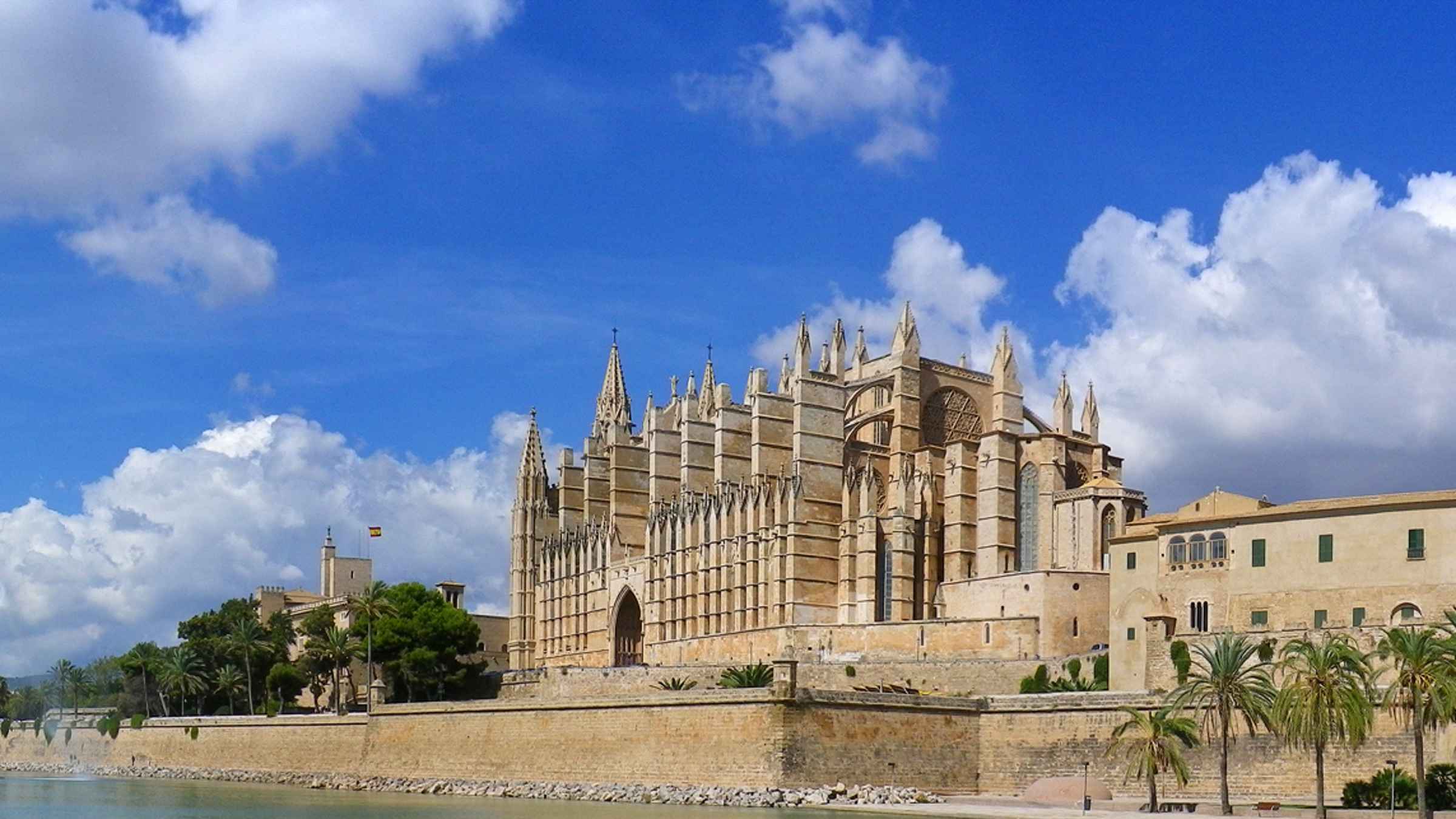 Palma Cathedral Palma De Mallorca Book Tickets Tours GetYourGui Palma Cathedral Palma De Mallorca Book Tickets Tours GetYourGui