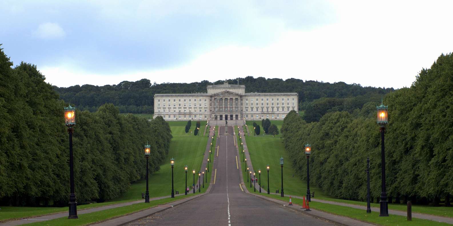 The BEST Stormont Estate and Parliament Buildings Landmarks & monuments ...