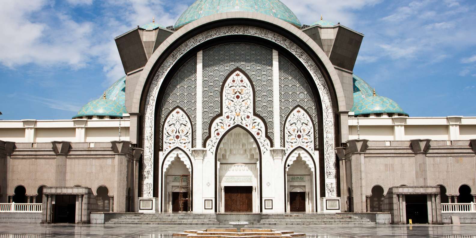 Top Masjid Wilayah Persekutuan Zwiedzanie 2024 Darmowa Rezygnacja