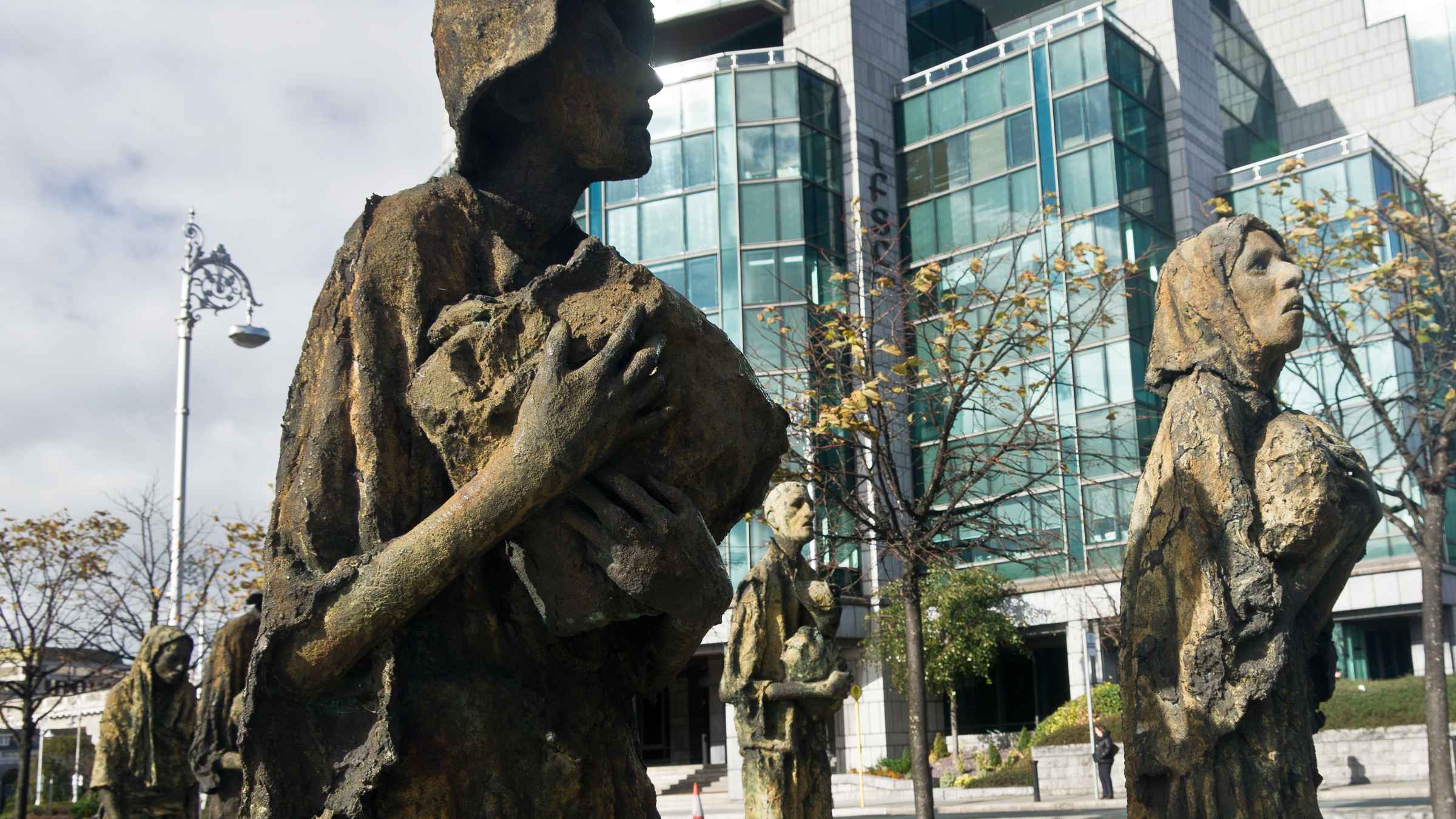 Famine Memorial, Dublín - Reserva de entradas y tours | GetYourGuide