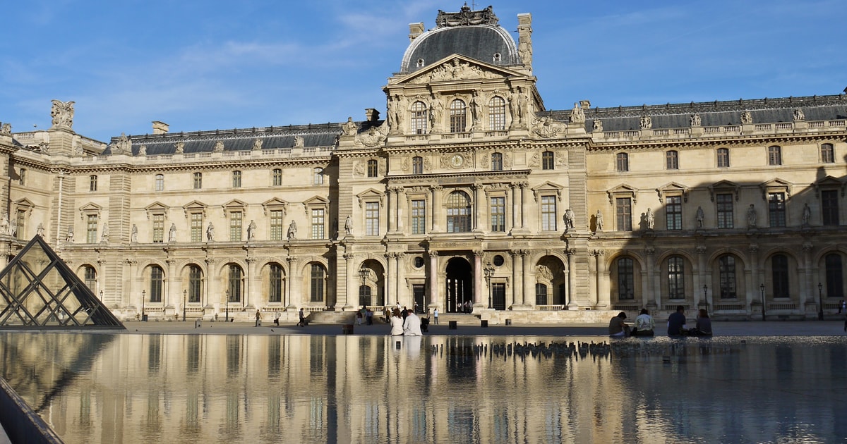 Palacio del Louvre, París - Reserva de entradas y tours | GetYourGuide.es