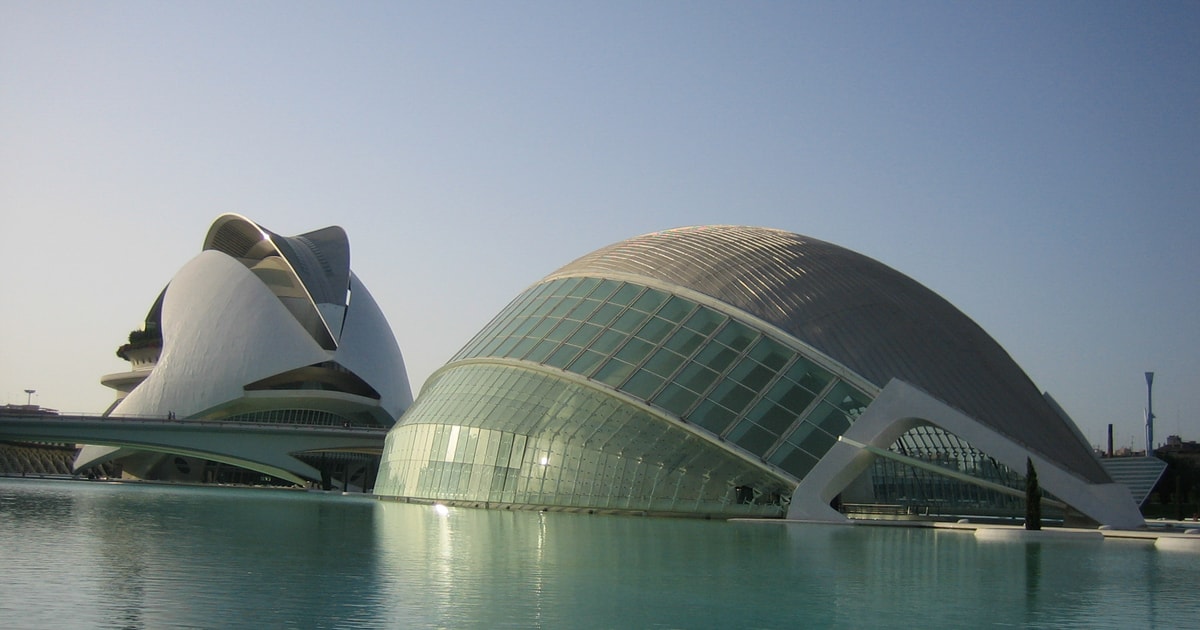 L'Hemisfèric, Valencia - Tickets & Eintrittskarten | GetYourGuide.de