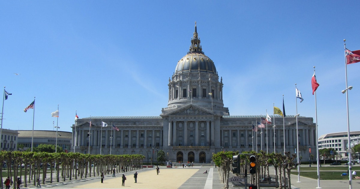 Civic Center Plaza, San Francisco - Book Tickets & Tours | GetYourGuide.com