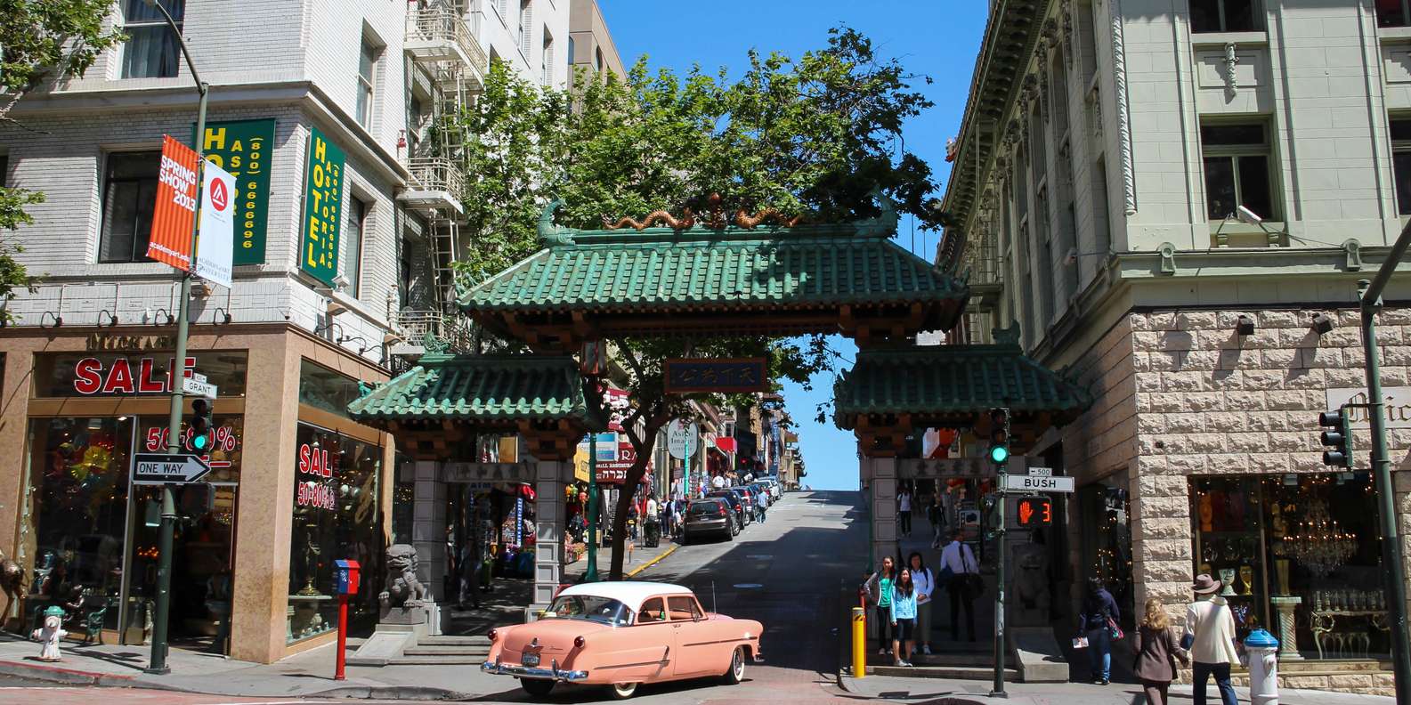 The BEST Chinatown Gate Exploring Chinatown 2023 - FREE Cancellation ...