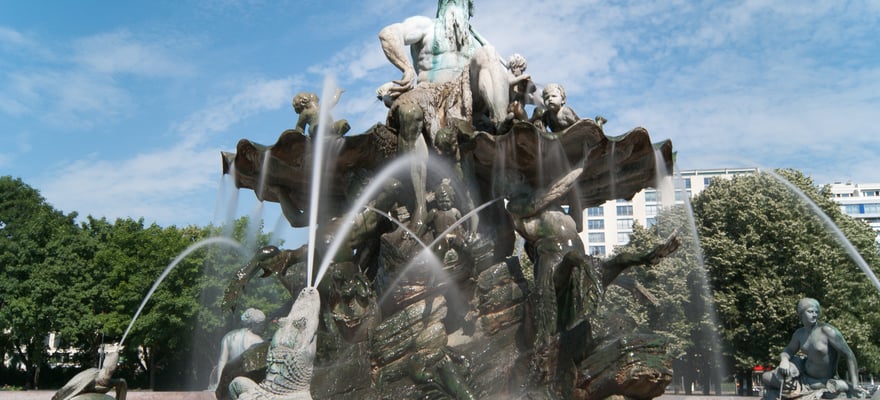 Neptunbrunnen, Berlin - Book Tickets & Tours | GetYourGuide