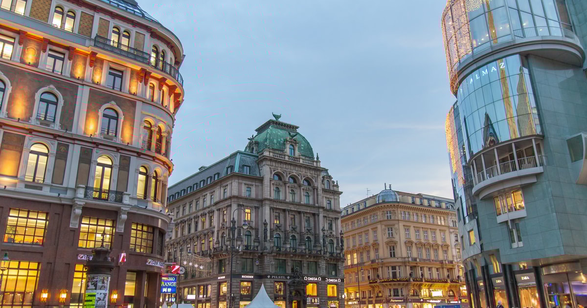 Stephansplatz, Vienna - Book Tickets & Tours | GetYourGuide.com