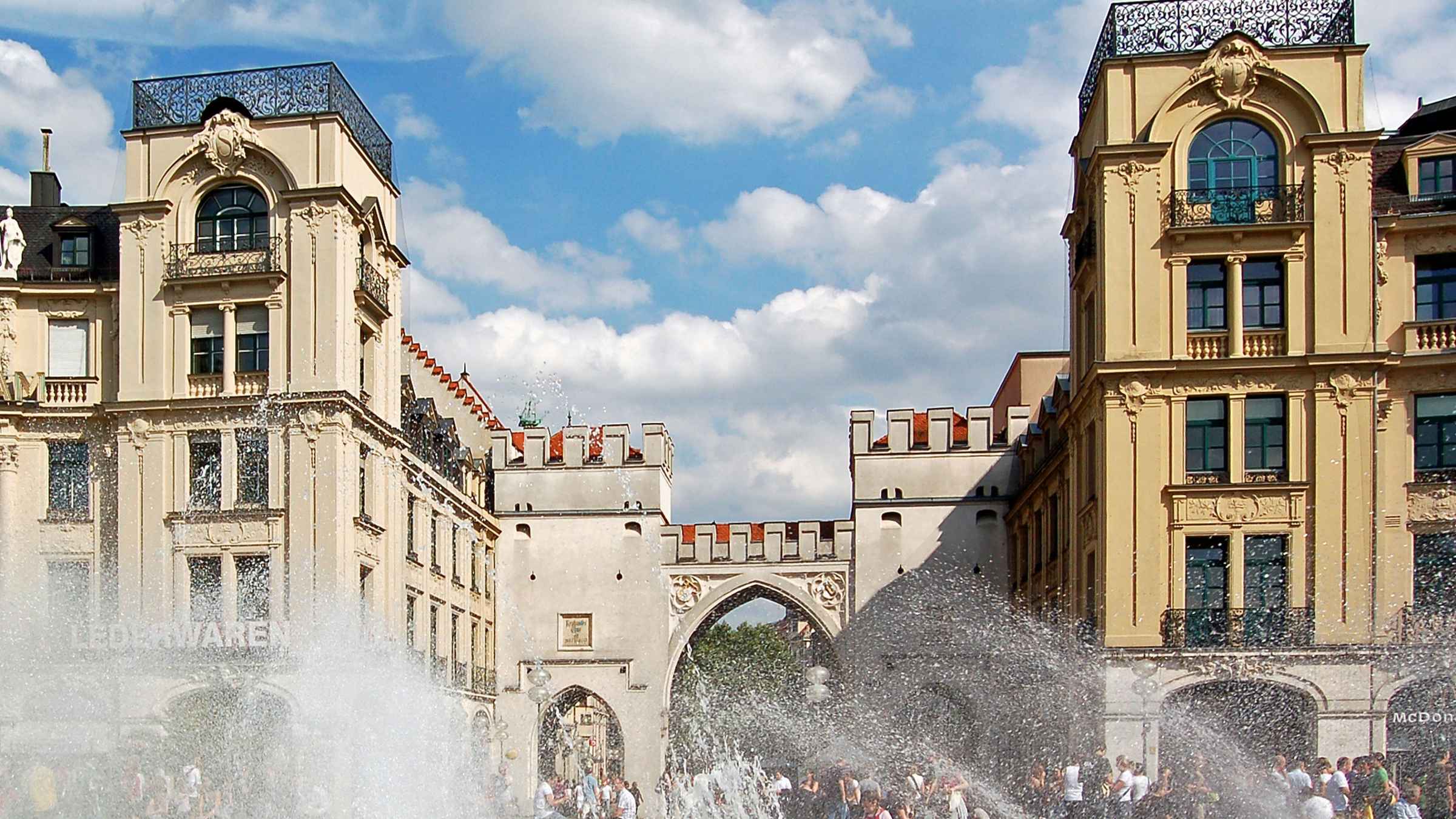 Stachus, München - Tickets & Eintrittskarten | GetYourGuide