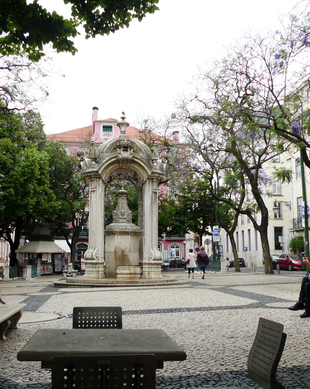 Largo do Carmo tickets - Lisbona - Prenotazione biglietti | GetYourGuide