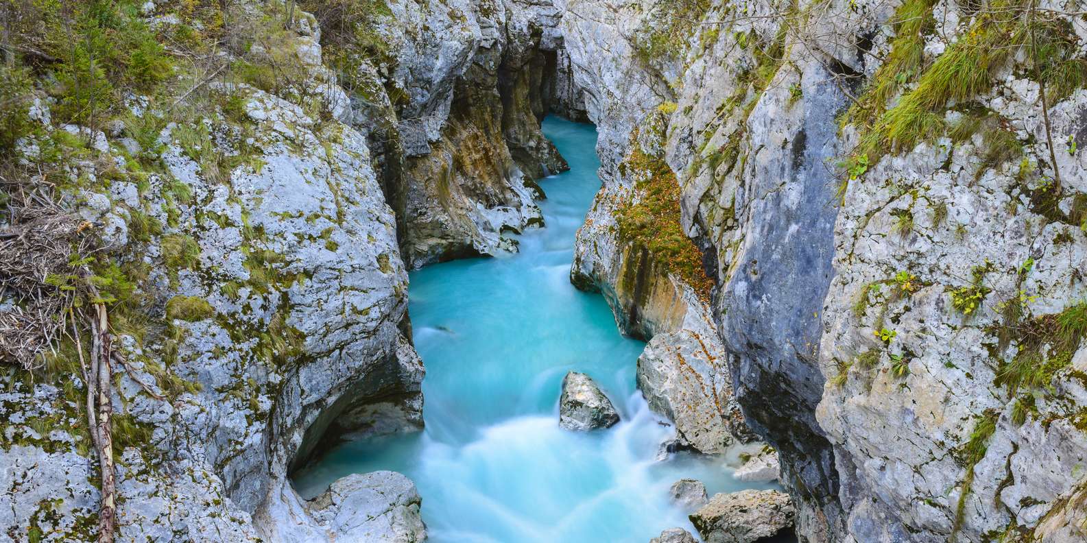 Wycieczki całodniowe z: Rzeka Socza | GetYourGuide