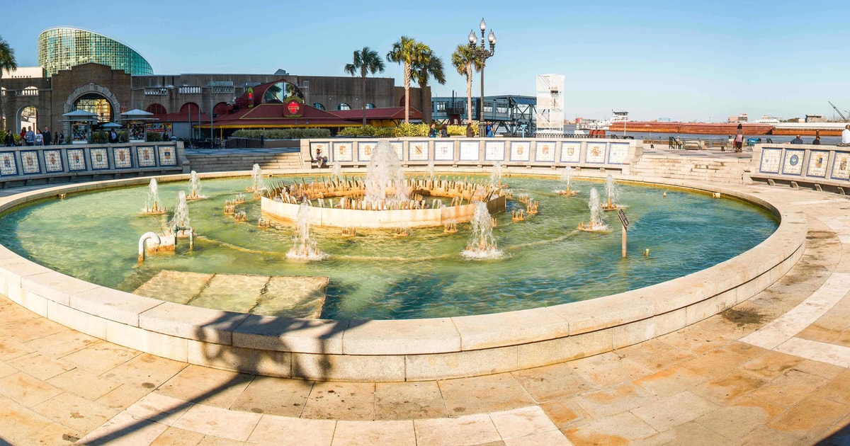 Spanish Plaza, New Orleans - Book Tickets & Tours | GetYourGuide.com