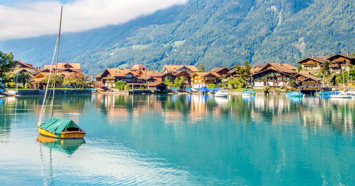 Lake Brienz, Interlaken - Book Tickets & Tours | GetYourGuide.com