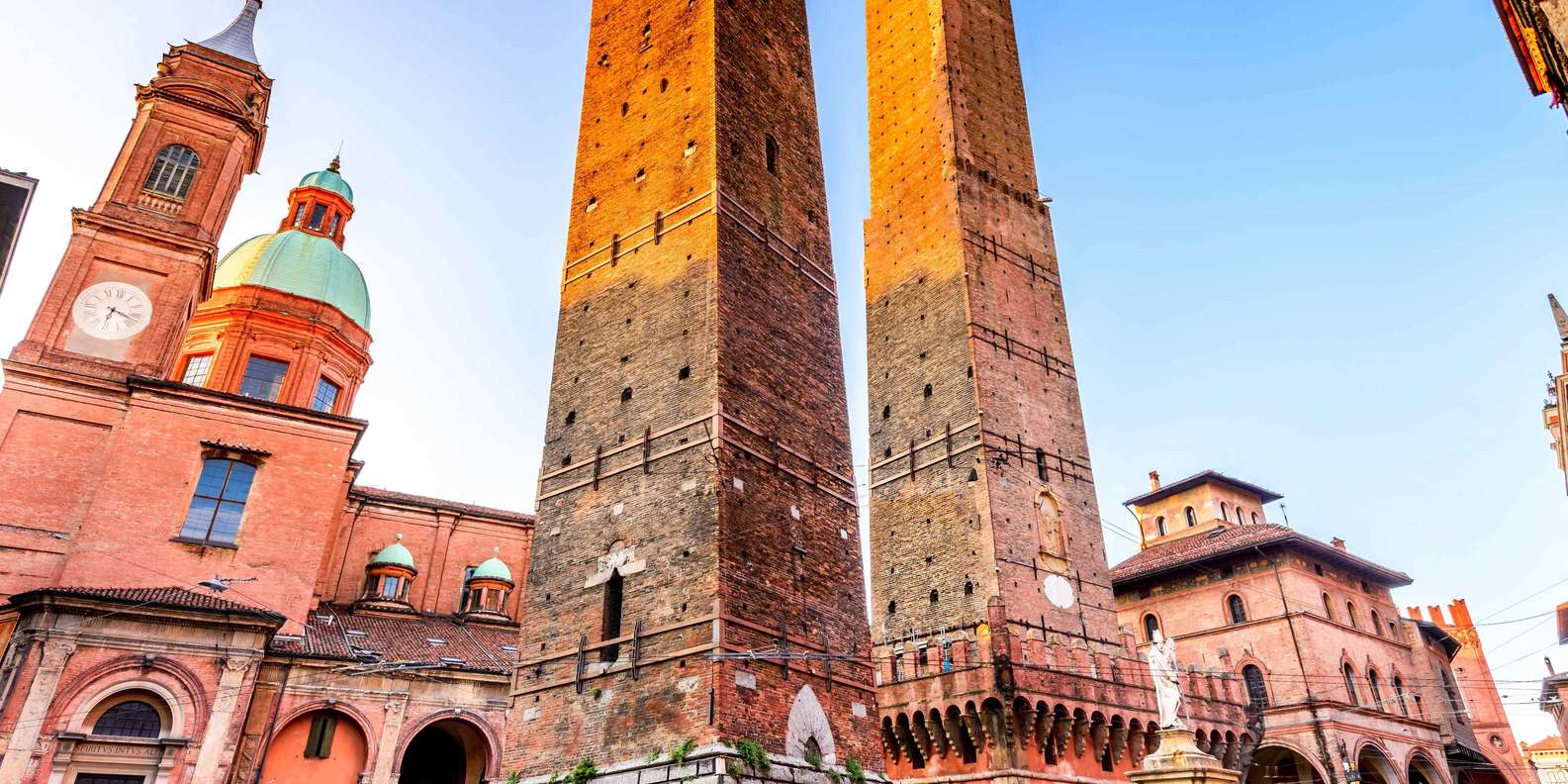 The BEST Tower of Asinelli Sightseeing 2023 - FREE Cancellation ...