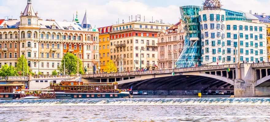 Dancing House, Prague - Book Tickets & Tours | GetYourGuide