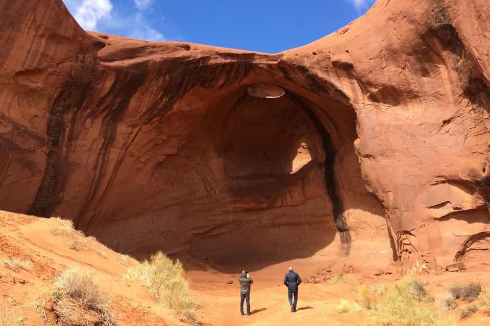 Sun's Eye, Monument Valley, Monument Valley Navajo Tribal Park - Book ...