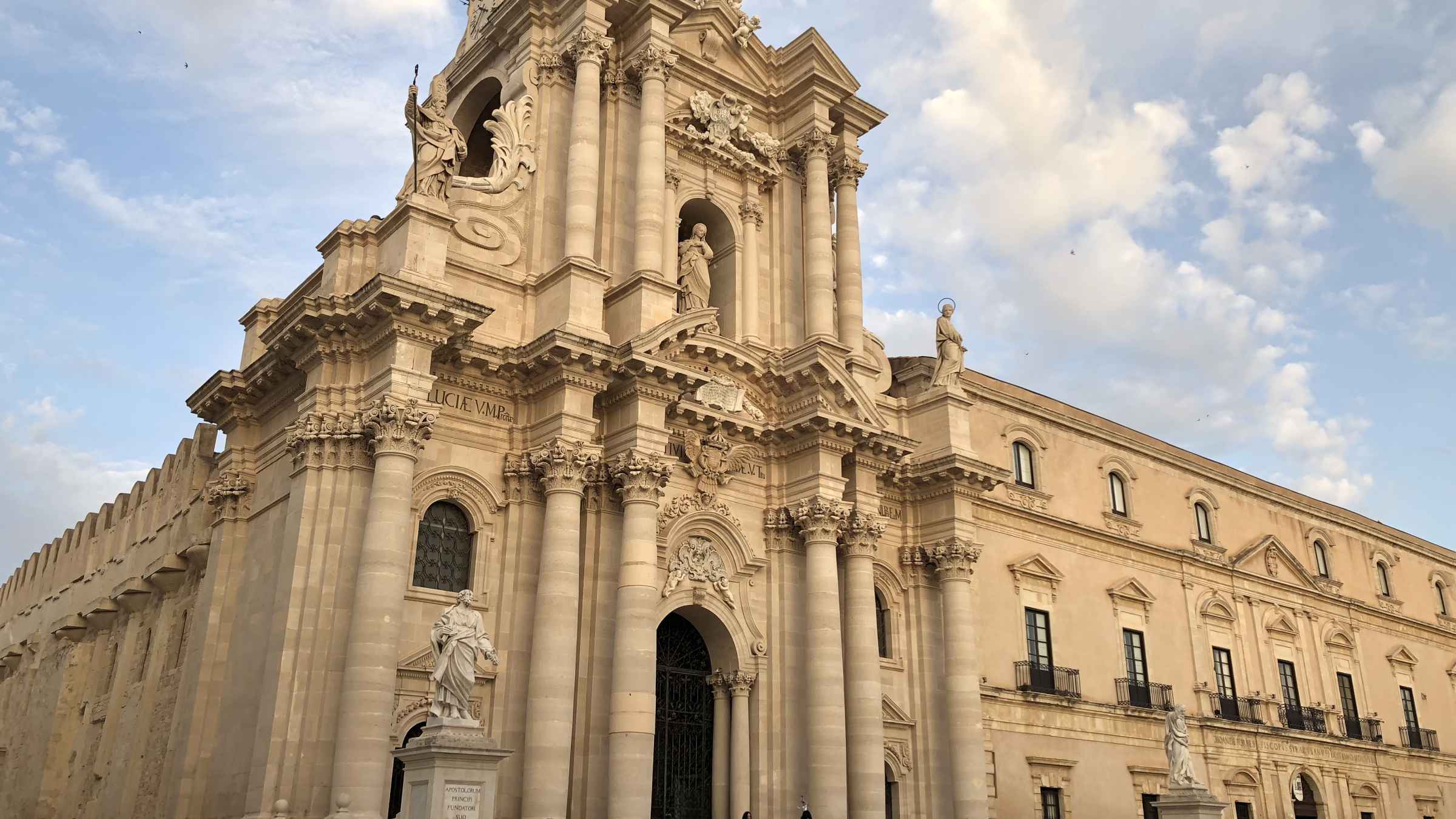 Syrakusa-katedralen Syracuse: Boka biljetter till ditt besök | GetYour